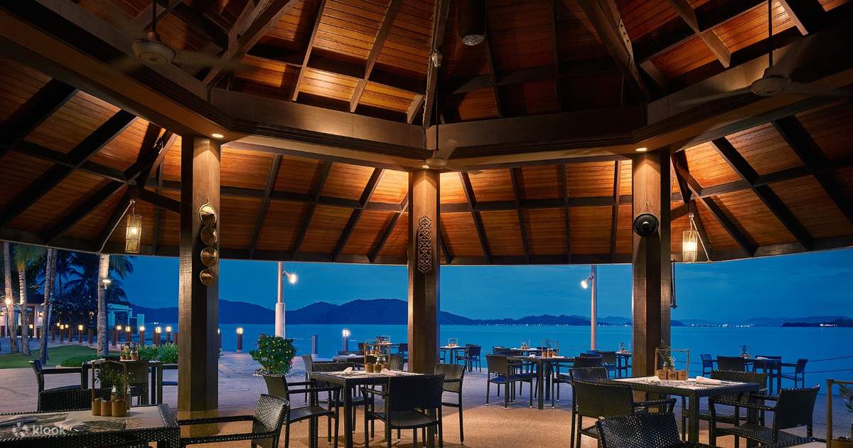 Coco Joe's Bar & Grill di Shangri-La Tanjung Aru: Tempat Makan di Tepi Pantai di Sabah - Klook ...